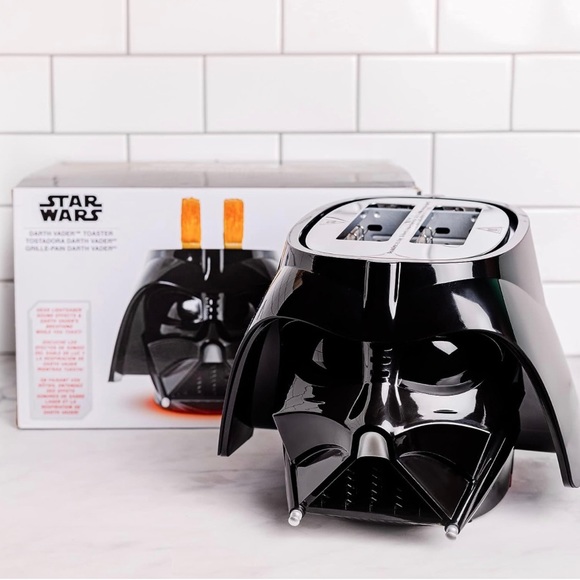 uncanny Brands | Kitchen | Star Wars Darth Vader Toaster With Working ...